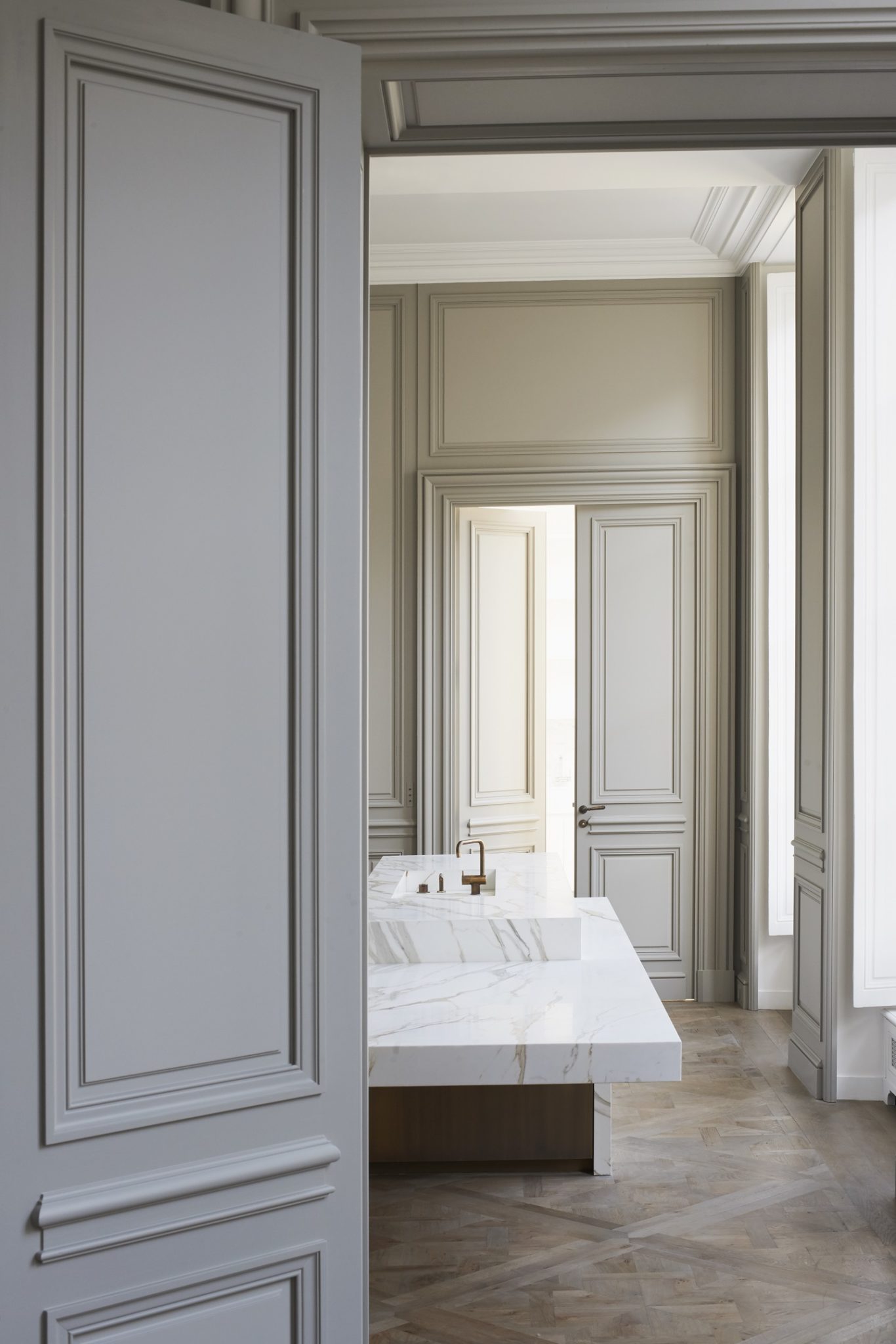 “Intérieurs” de Joseph Dirand – Correspondance Magazine